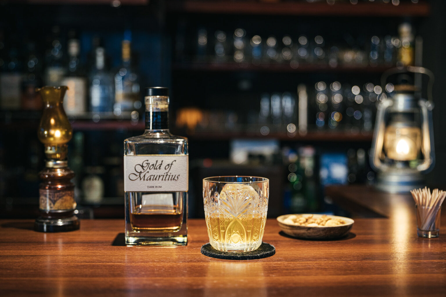 ギャラ飲みとは？男女別の相場・ギャラ飲みの始め方を徹底解説！ - 【公式】ギャラ飲みサービスaima | 登録数圧倒的No1